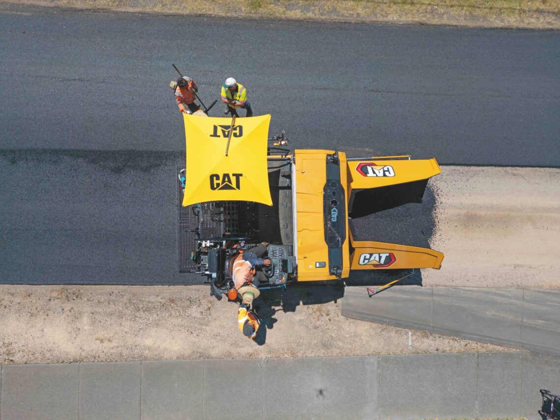 Smooth, steady and simple: CAT's AP400 - Roads & Infrastructure Magazine