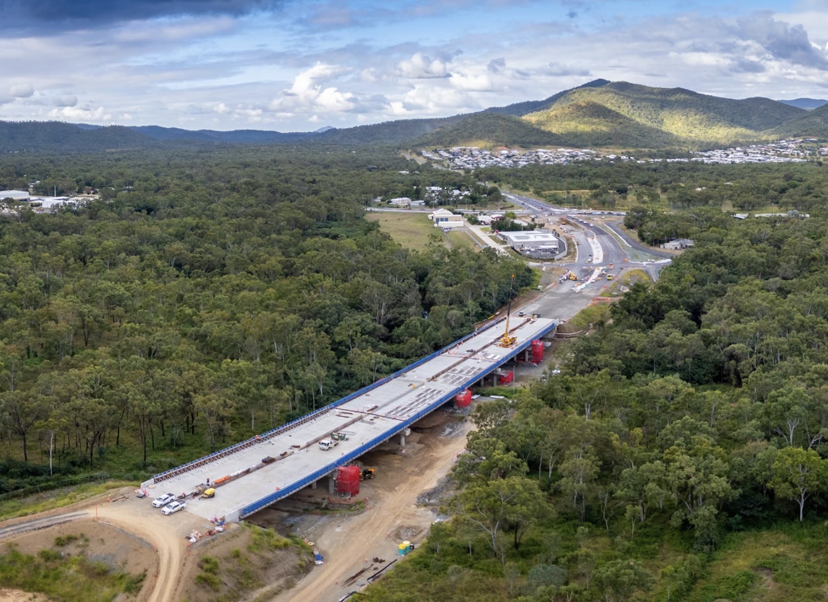 New Lion Creek Bridge complete - Roads & Infrastructure Magazine