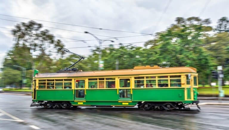 Melbourne CBD intersection works underway - Roads & Infrastructure Magazine
